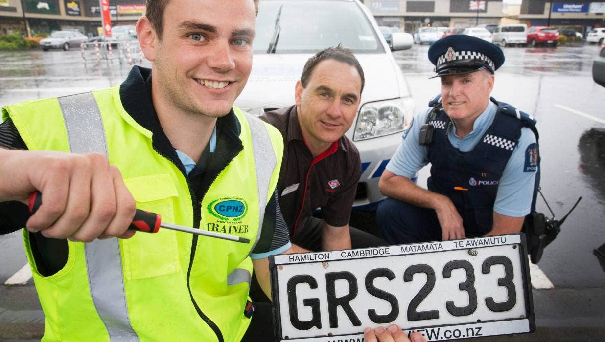 Number Plate Fitting Installation Hamilton number-plate-fitting-installation-hamilton